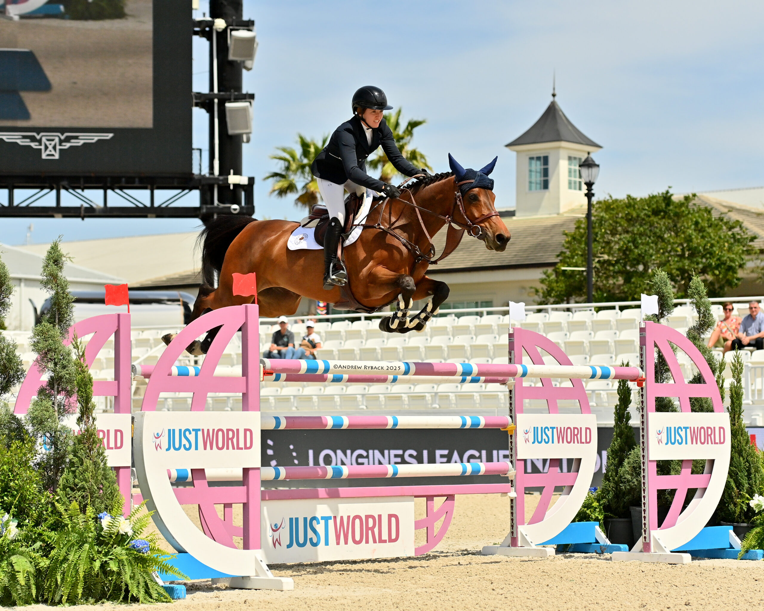 Viva Las Victory for Sophie Hinners on Final Day of Longines League of ...